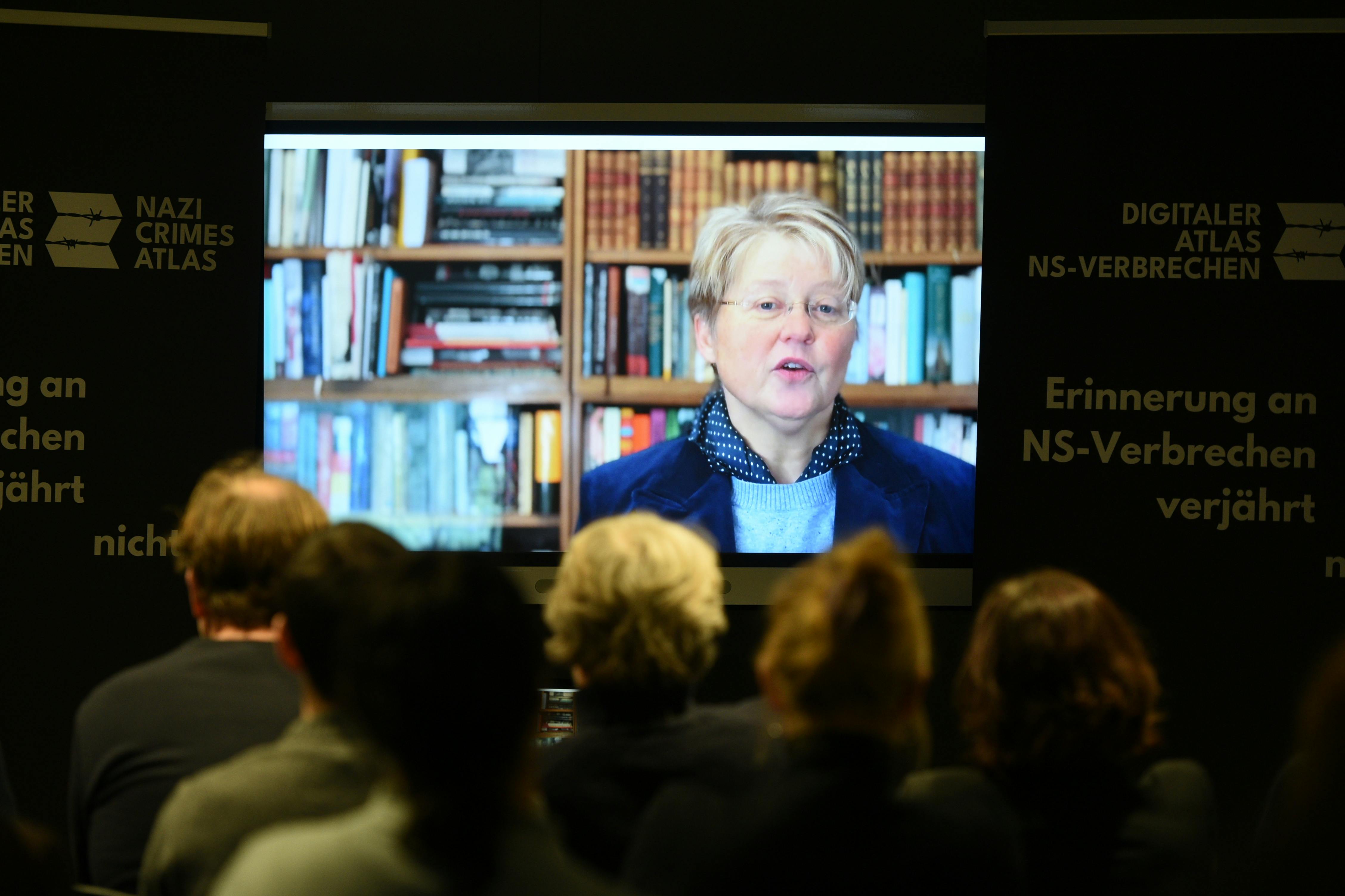 Das Team hinter dem NaziCrimesAtlas: Dr. Edith Raim - NaziCrimesAtlas ...